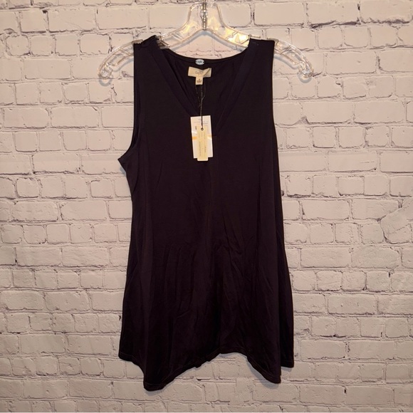 Cupio | Tops | Cupio Tank | Poshmark